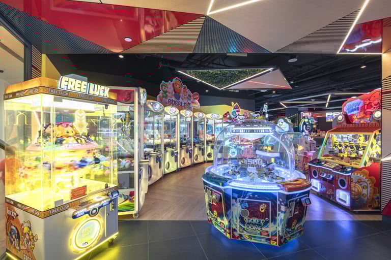 Claw Machine Singapore: Win Exciting Prizes at Timezone Singapore