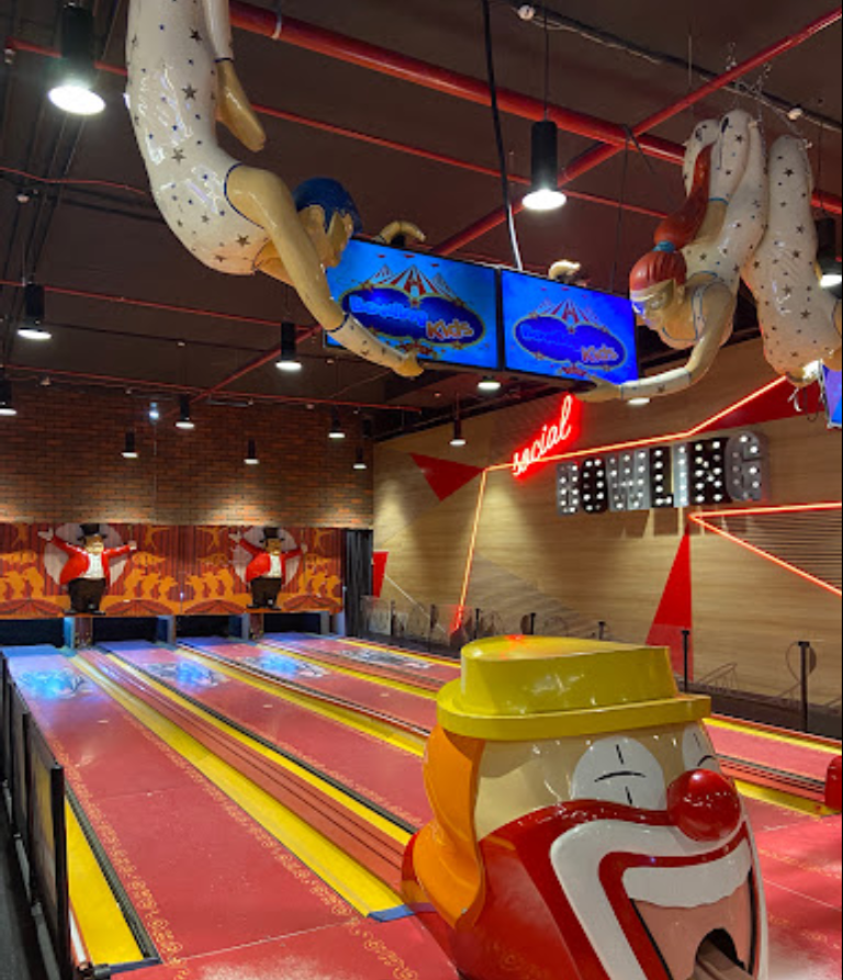Timezone Marina Mall - Bowling, Arcade, VR & More