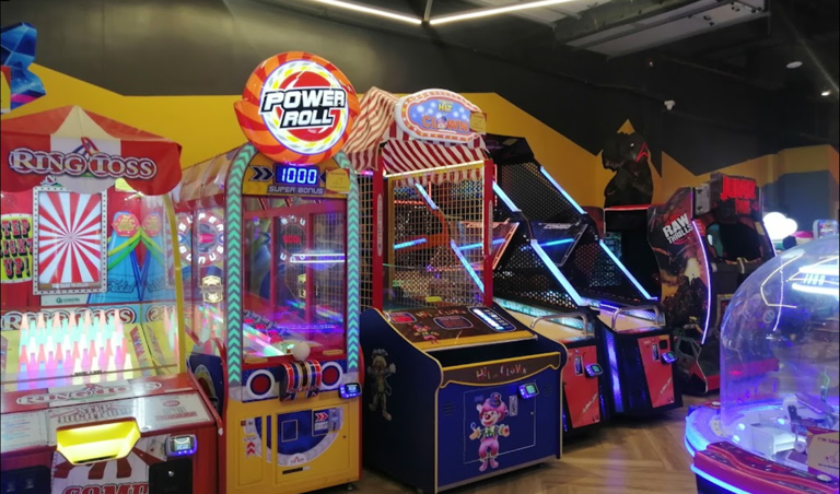 Phoenix Mall of the Millennium - Pune - Bowling, Dark Mars VR Ride r ...